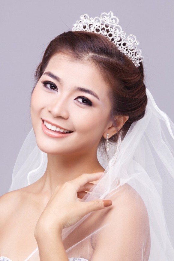 Marry Blog :: Tóc cô dâu búi thấp đẹp dịu dàng